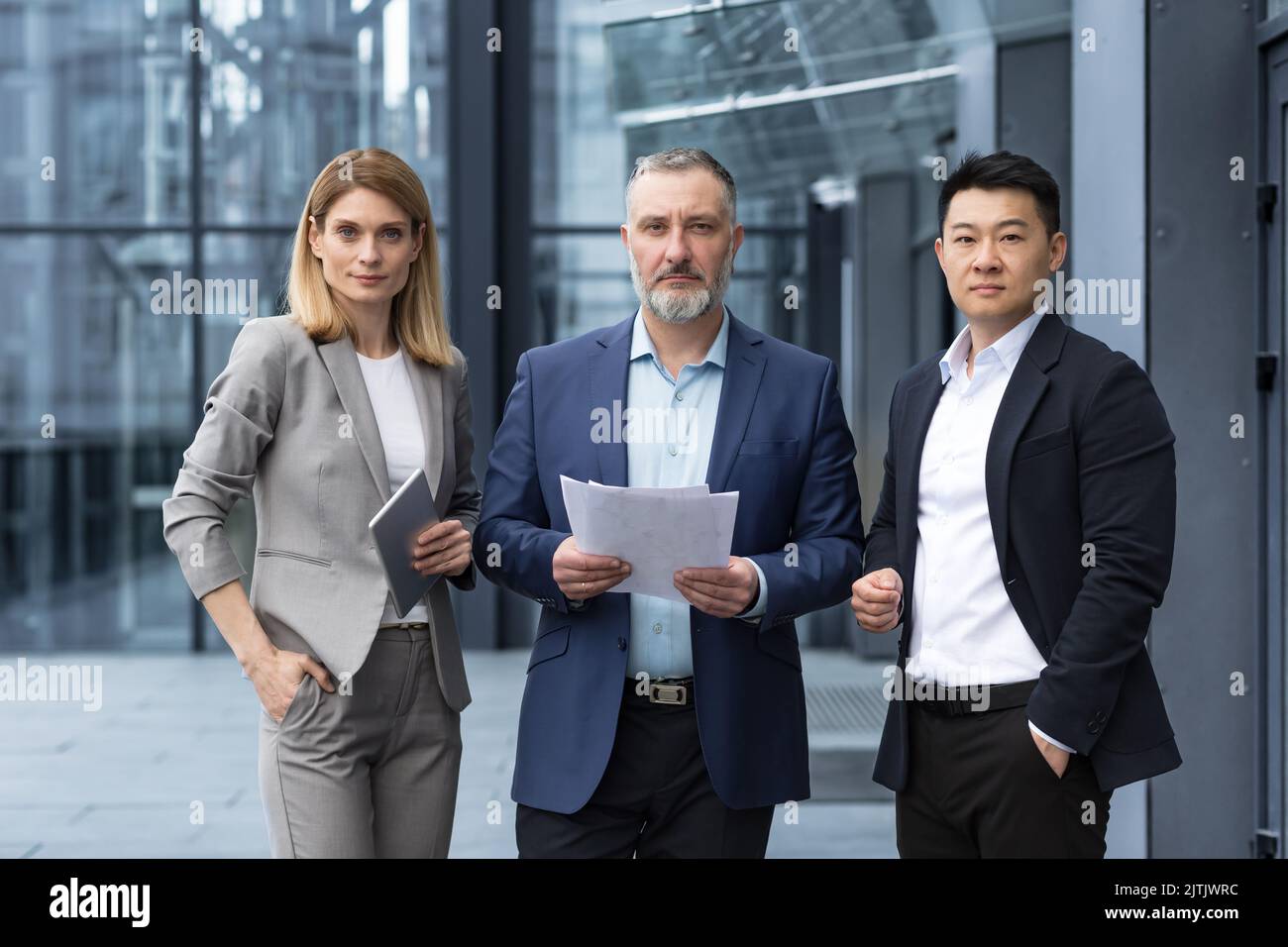 Team leaders hi-res stock photography and images - Alamy