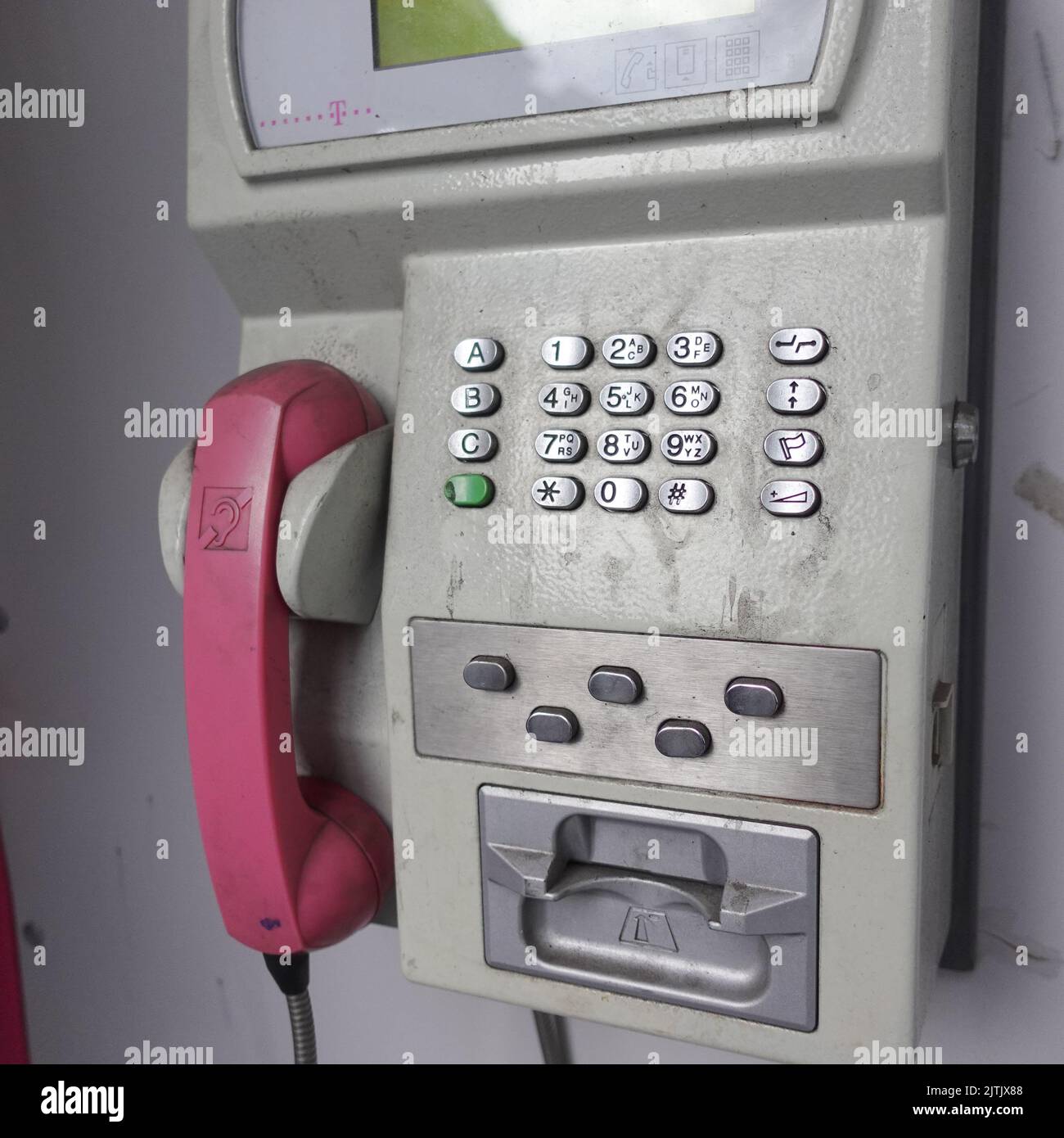 Connect side view hi-res stock photography and images - Alamy