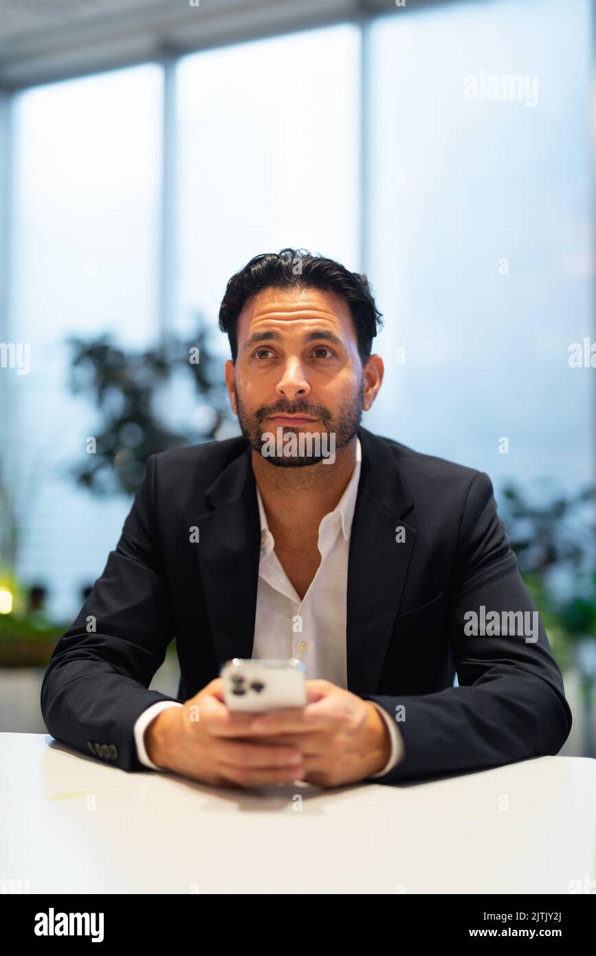 Hispanic entrepreneur hi-res stock photography and images - Alamy