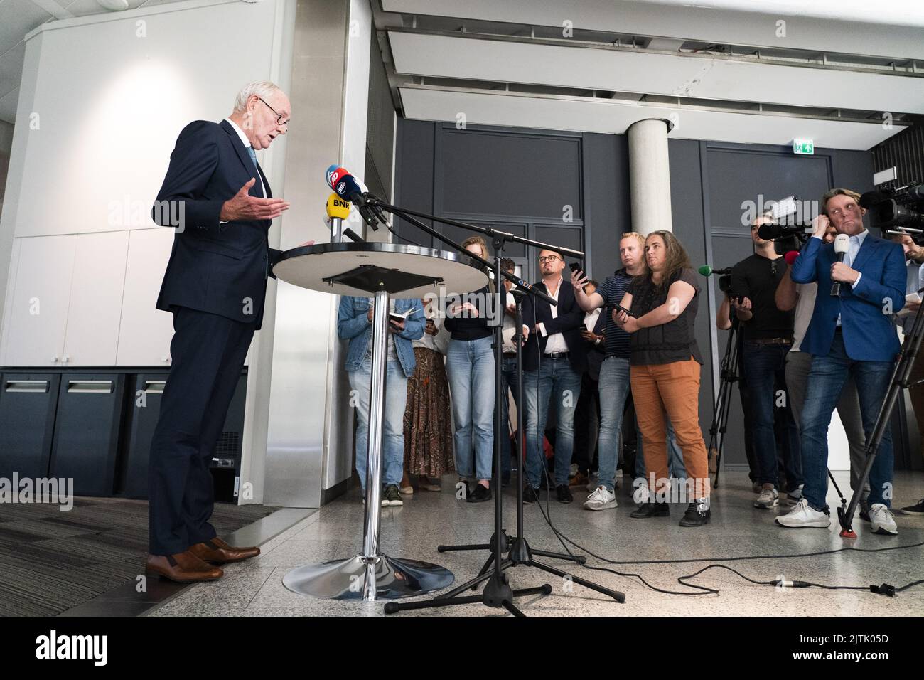 2022-08-31 15:07:33 THE HAGUE - Mediator Johan Remkes after a ...