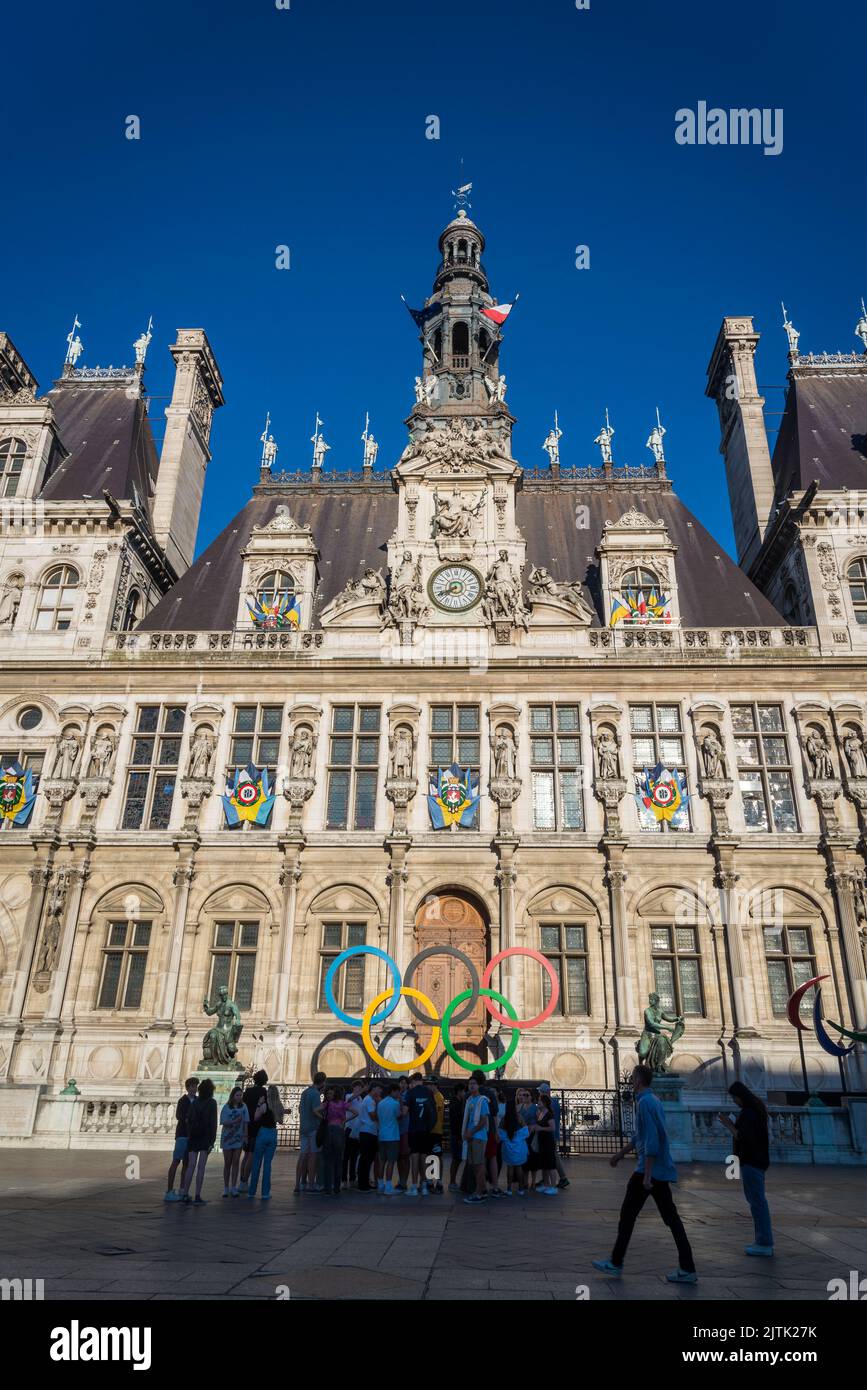 Olympic Games rings on the Hôtel de Ville, the grand city hall in ...