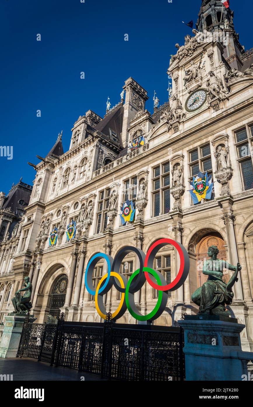 Olympic Games rings on the Hôtel de Ville, the grand city hall in ...