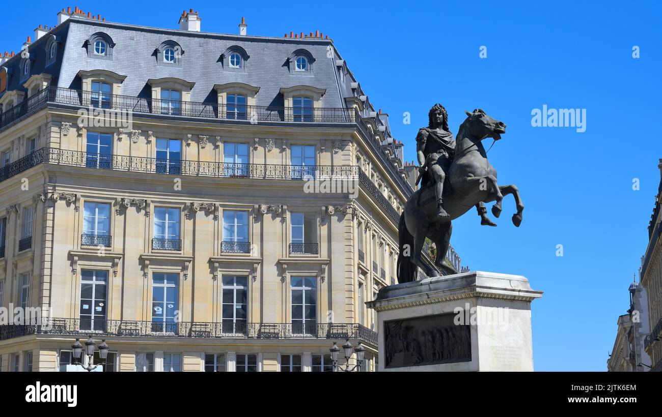 Hotel paris suites hi-res stock photography and images - Alamy