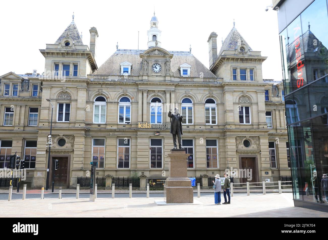 Statue of WE Forster, Liberal MP for Bradford from 1865 on Forster ...