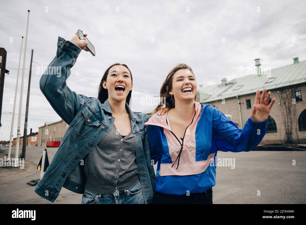 Multiracial europe city hi-res stock photography and images - Alamy