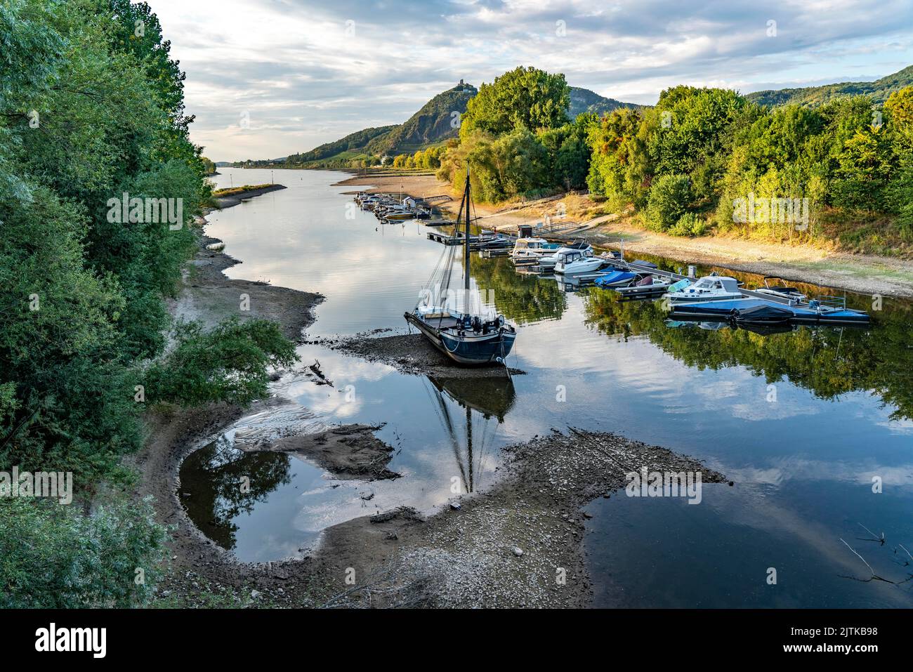 The Rhine at extreme low water, near Bad Honnef Rhöndorf, below the ...