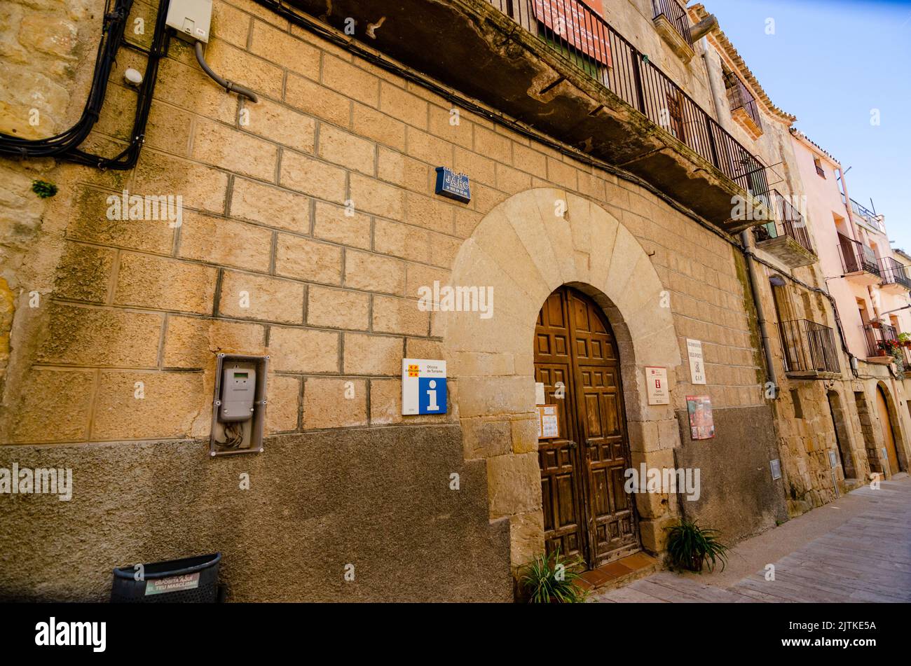 Horta de San Juan is the home of Manuel Pallarés, friend and companion ...