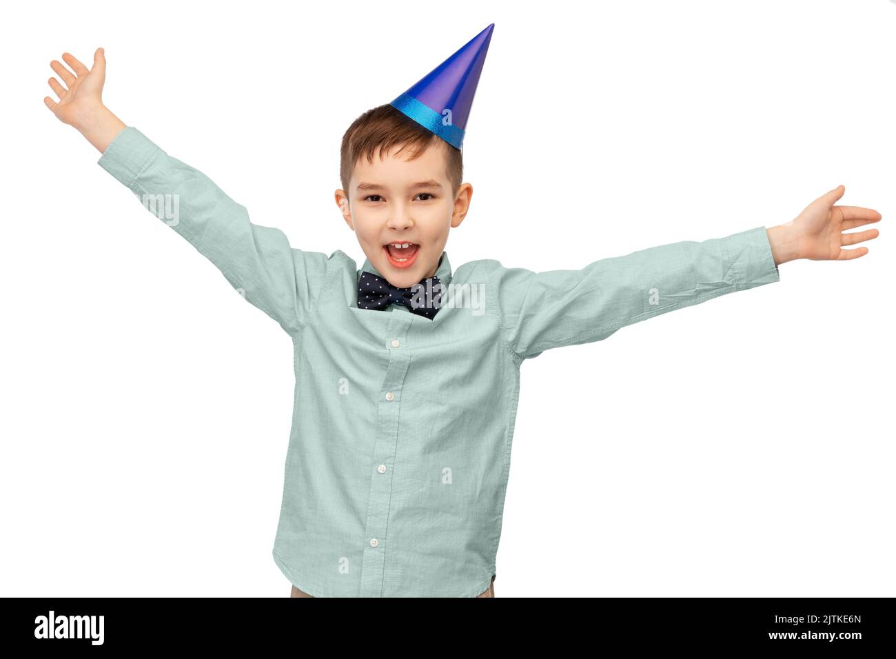 happy little boy in birthday party hat Stock Photo - Alamy