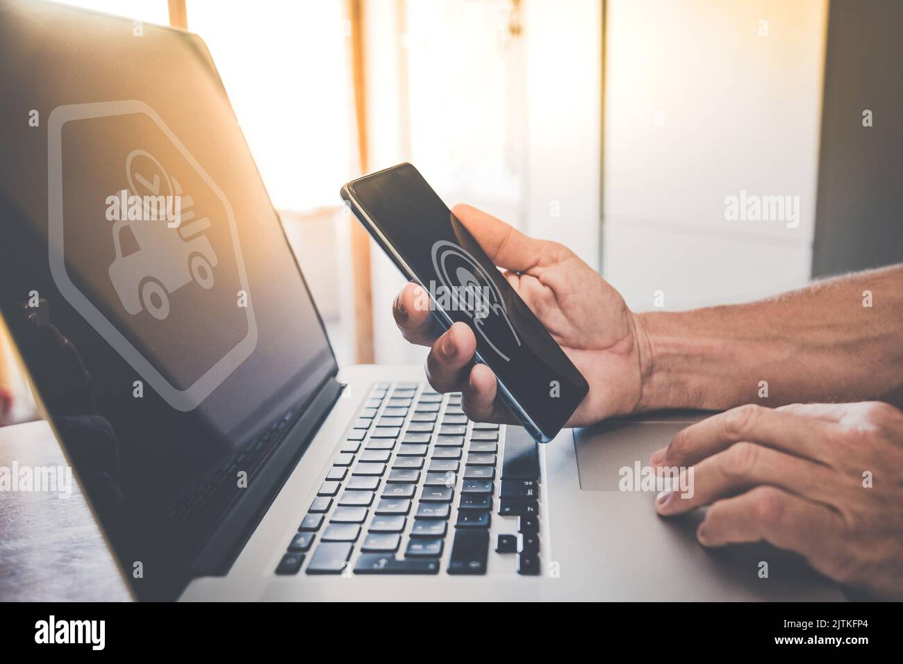 Hands smartphone display 5g hi-res stock photography and images - Alamy