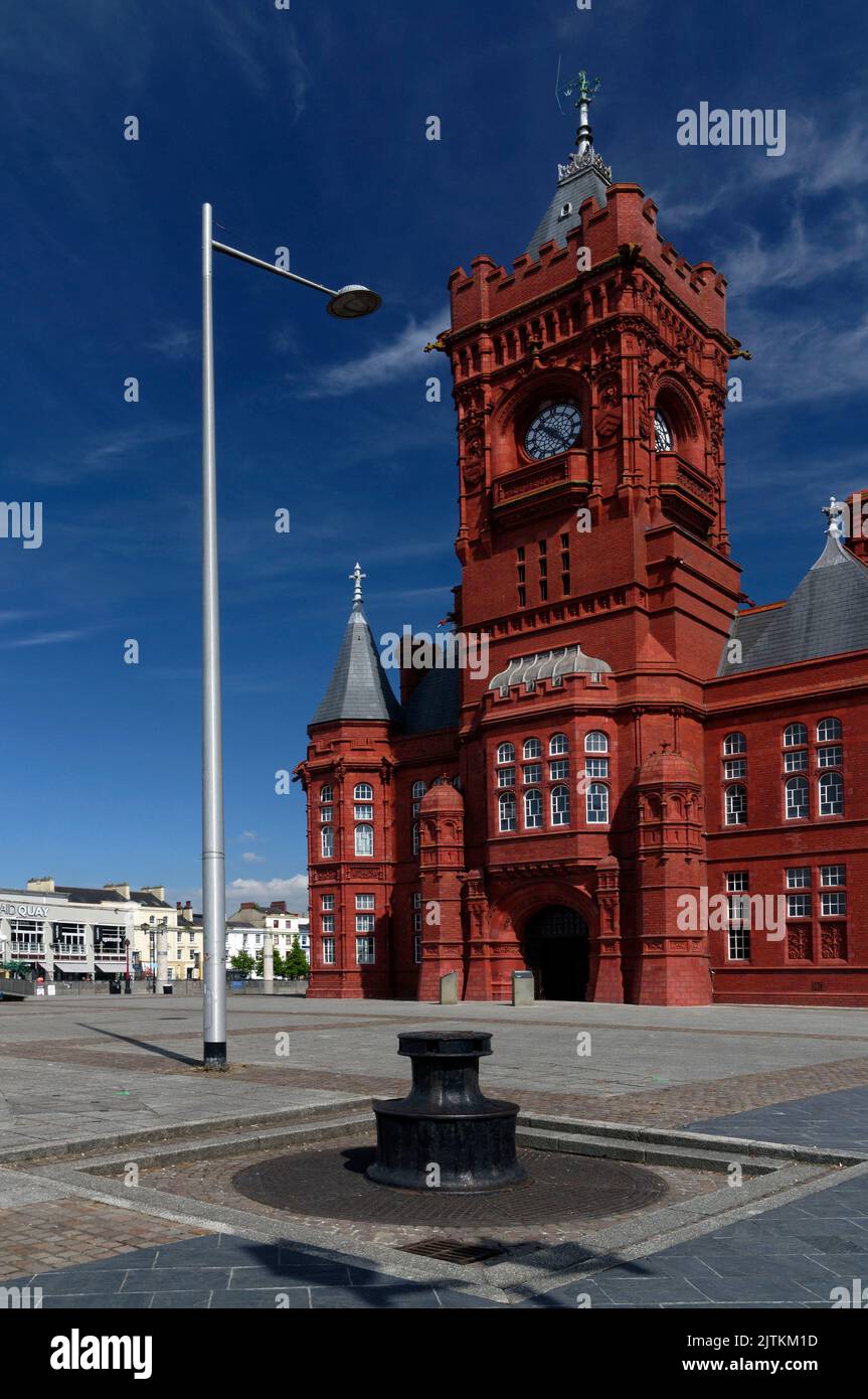 Pierhead building, Cardiff Bay, 2022. summer Stock Photo - Alamy