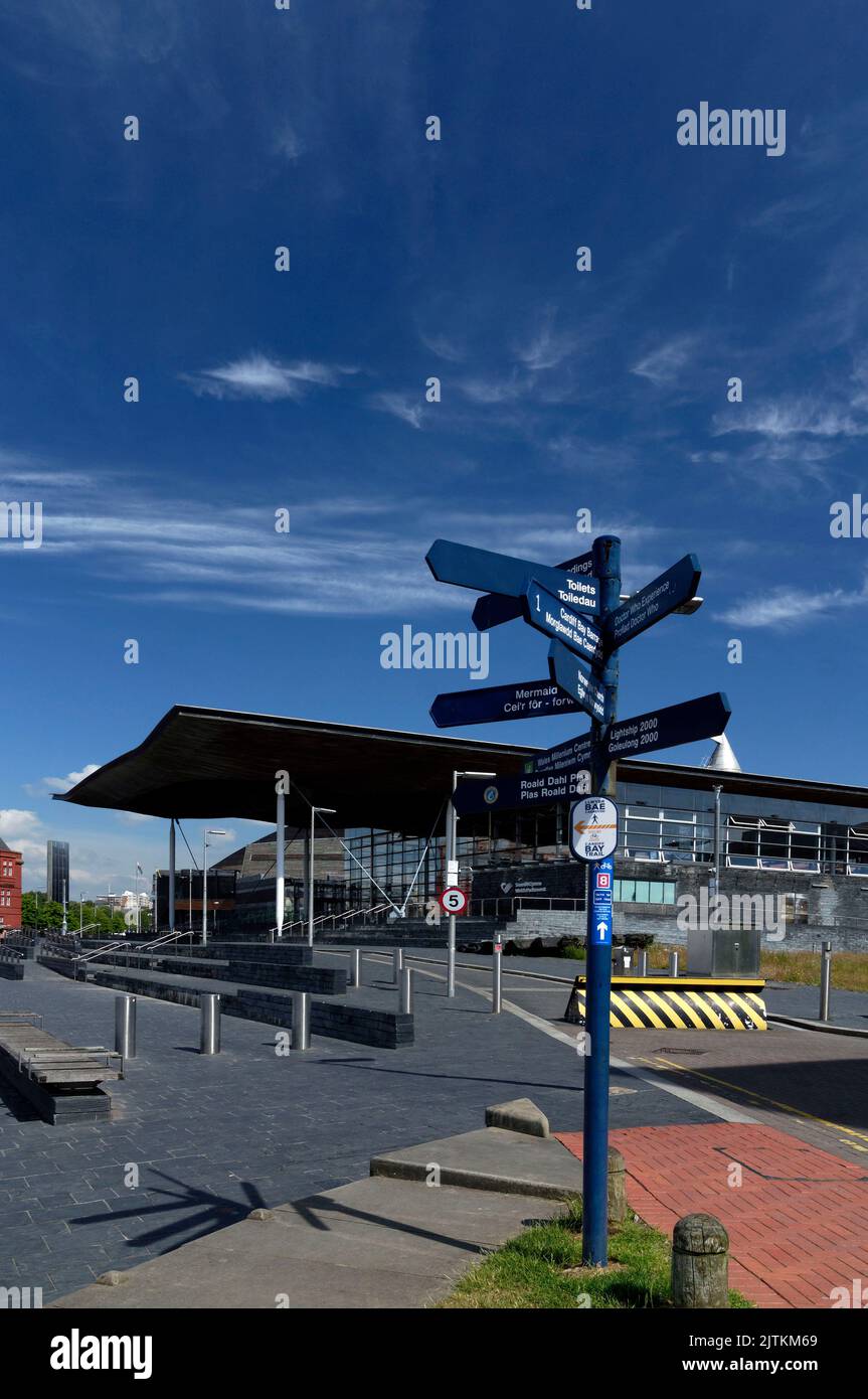 Cardiff Bay, 2022. summer Stock Photo - Alamy