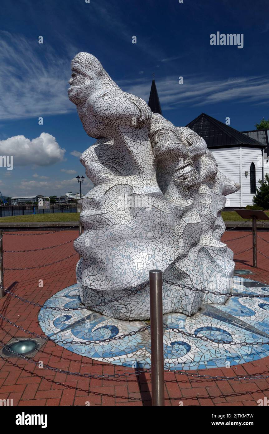 Captain Scott expedition to the Antarctic memorial artwork at Cardiff ...