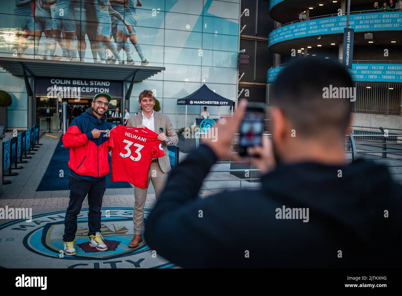 Manchester, UK. 31st Aug, 2022. UFC journalist Ariel Helwani meets ...