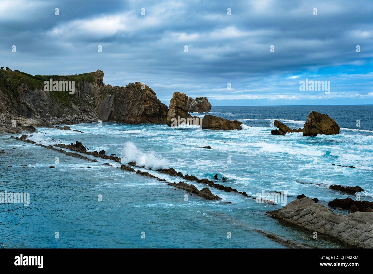 Wave cut bench hi-res stock photography and images - Alamy