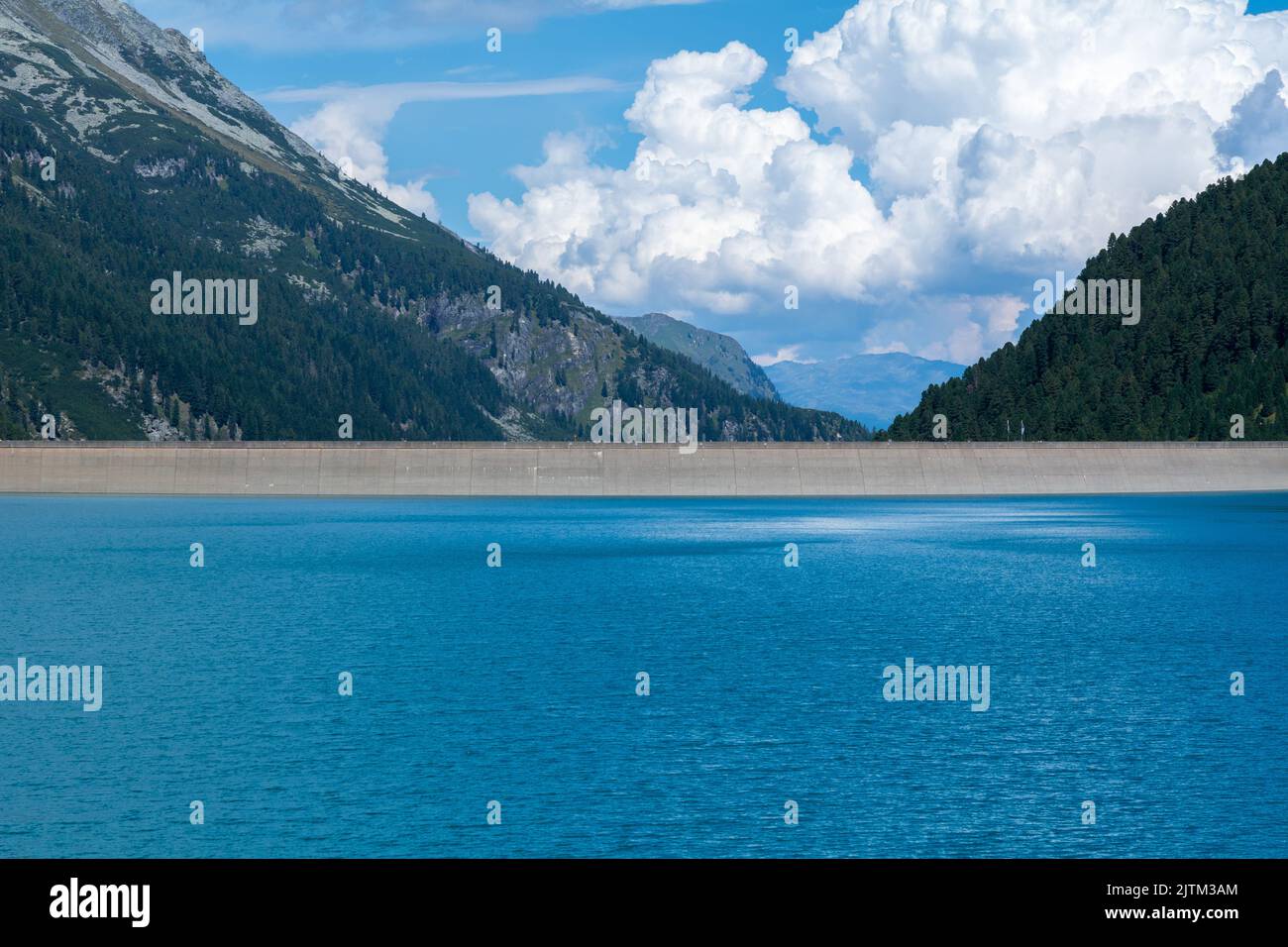 Water storage reservoir for a hydroelectric power plant in the Austrian ...