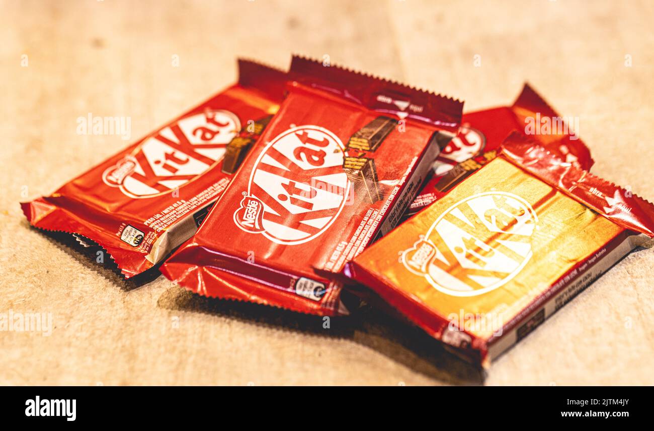Kit Kat, Nestlé chocolate covered wafer. Closeup photography. Brasilia ...