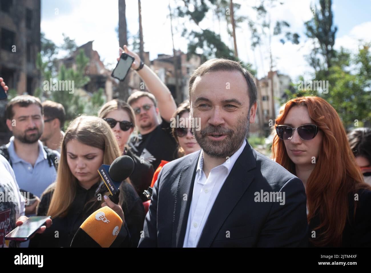 Cooperation and coordination of actions hi-res stock photography and ...