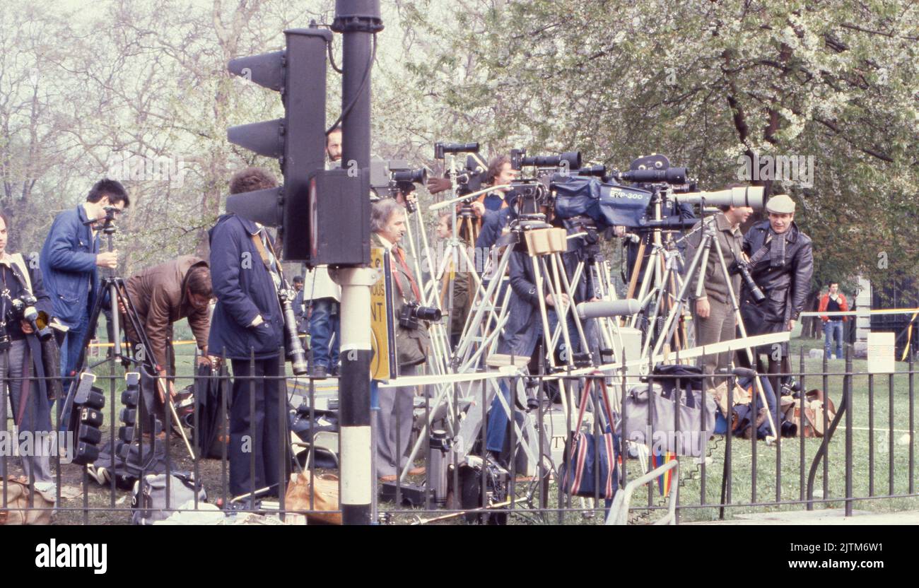 April 30, 1980, London, United Kingdom: Large number of photographers ...
