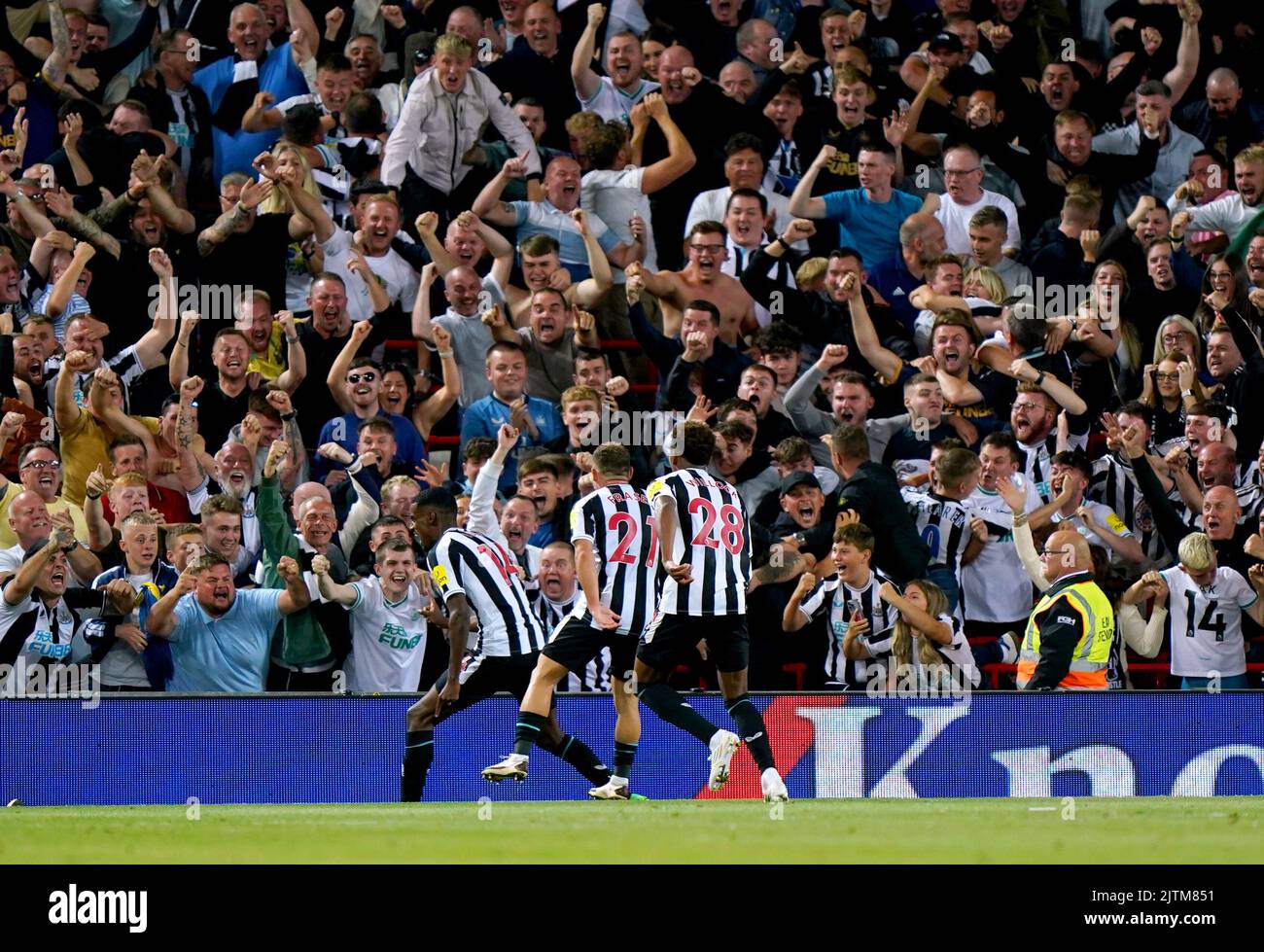 Alexander isak celebrates 2022 hi-res stock photography and images - Alamy