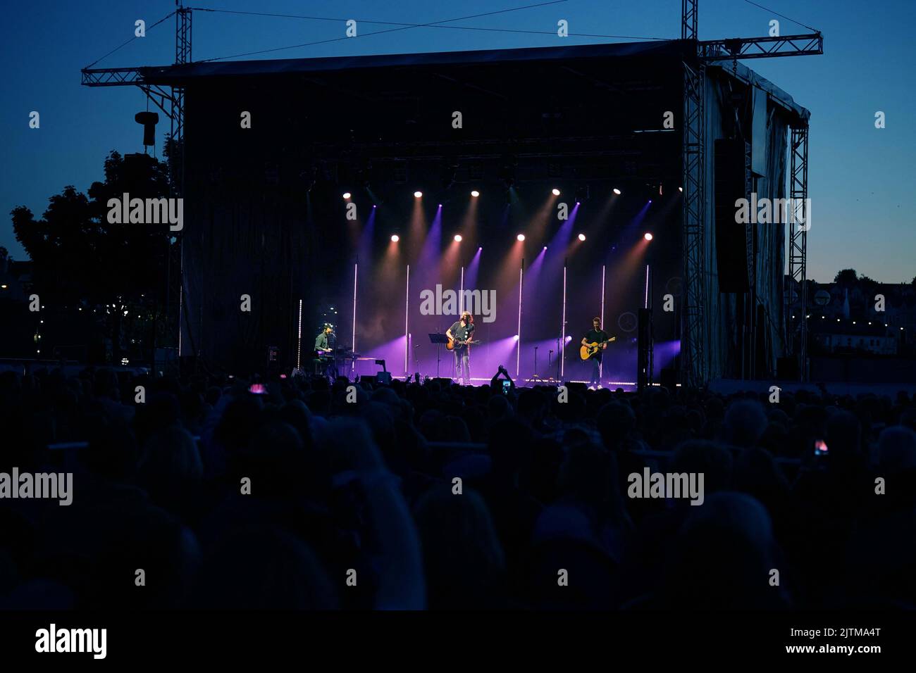 Snow Patrol performing at Bangor Marina to celebrate frontman Gary ...
