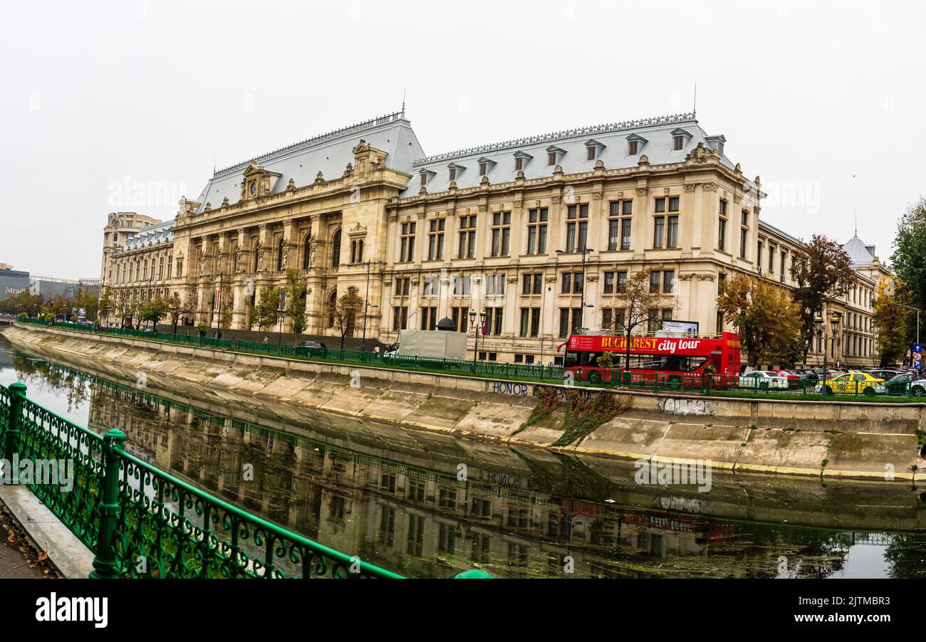 Historic building architecture in Bucharest, Romania, 2022 Stock Photo ...