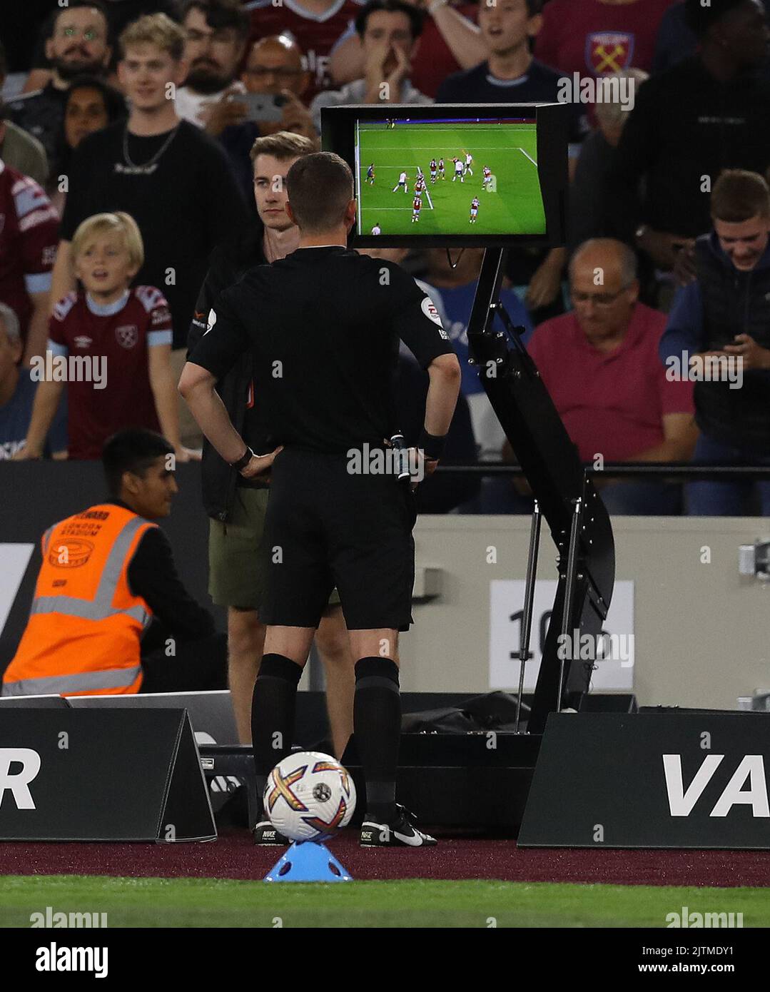 Var pitch side monitor hi-res stock photography and images - Alamy