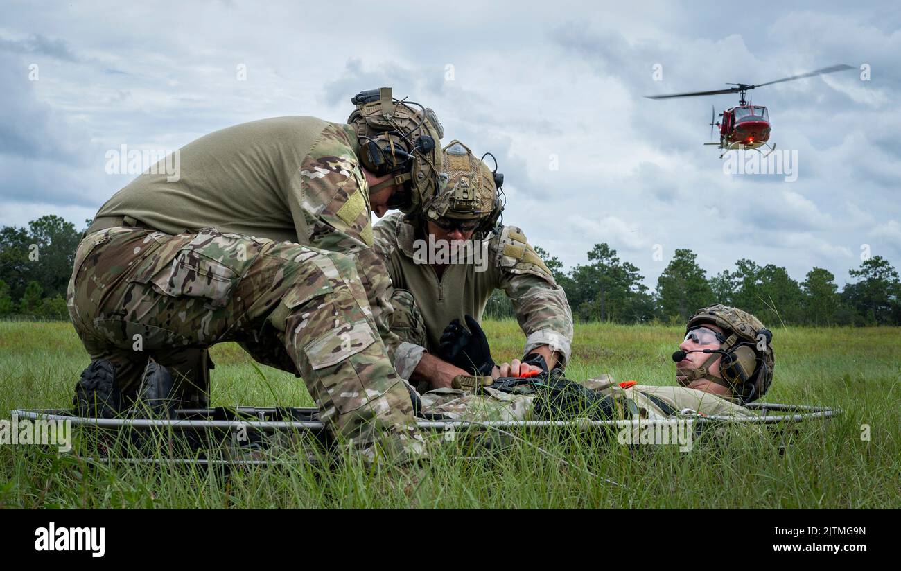Tactical Air Control Party Airmen from the 20th Air Support Operations ...