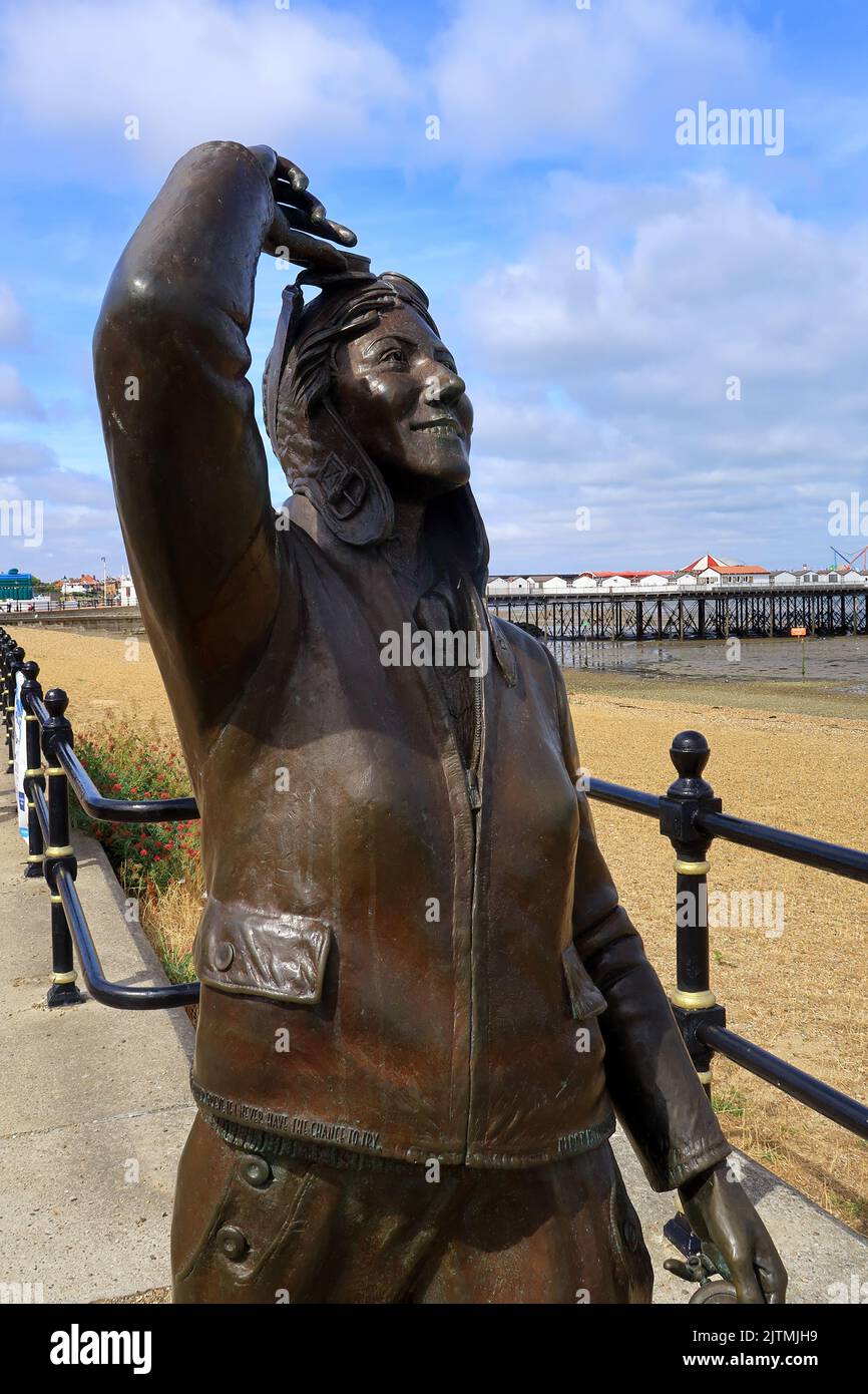Bronze statue of Amy Johnson on the seafront at Herne Bay Stock Photo ...