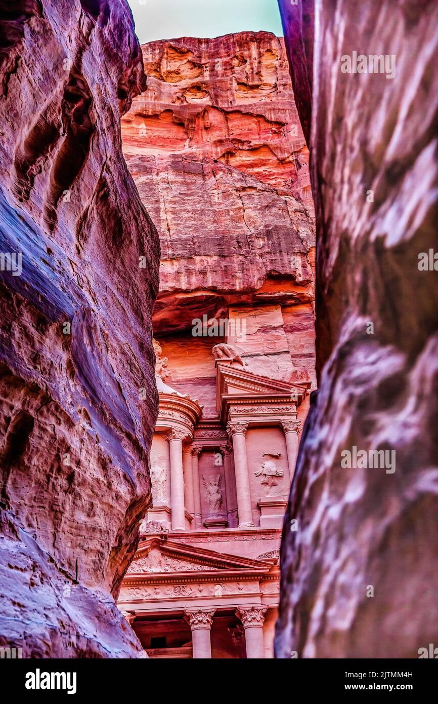 Outer Siq Rose Red Pink Treasury Afternoon Petra Jordan Treasury built ...