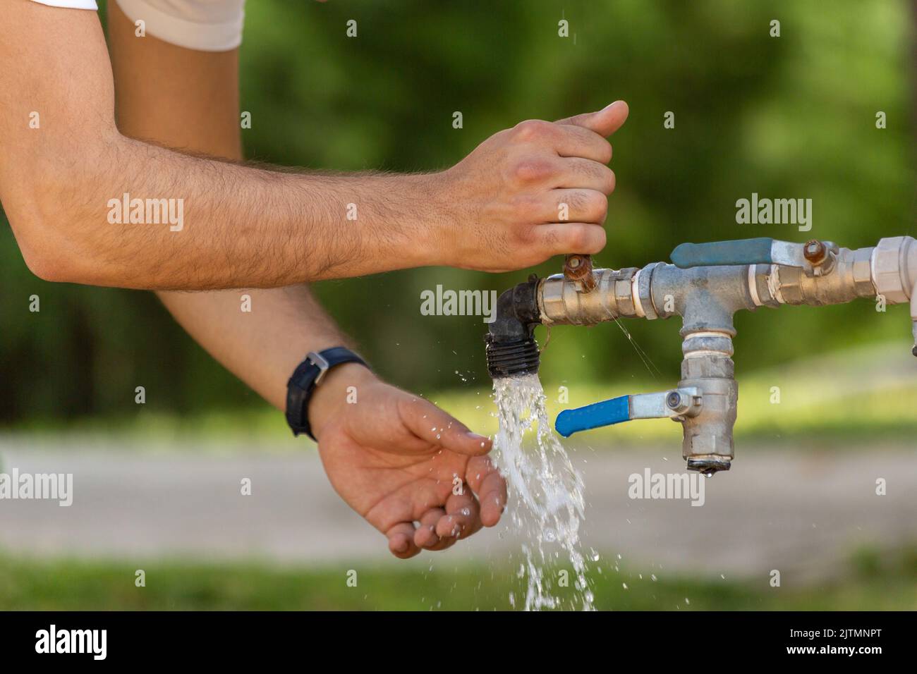 Hand washing fountain hi-res stock photography and images - Alamy