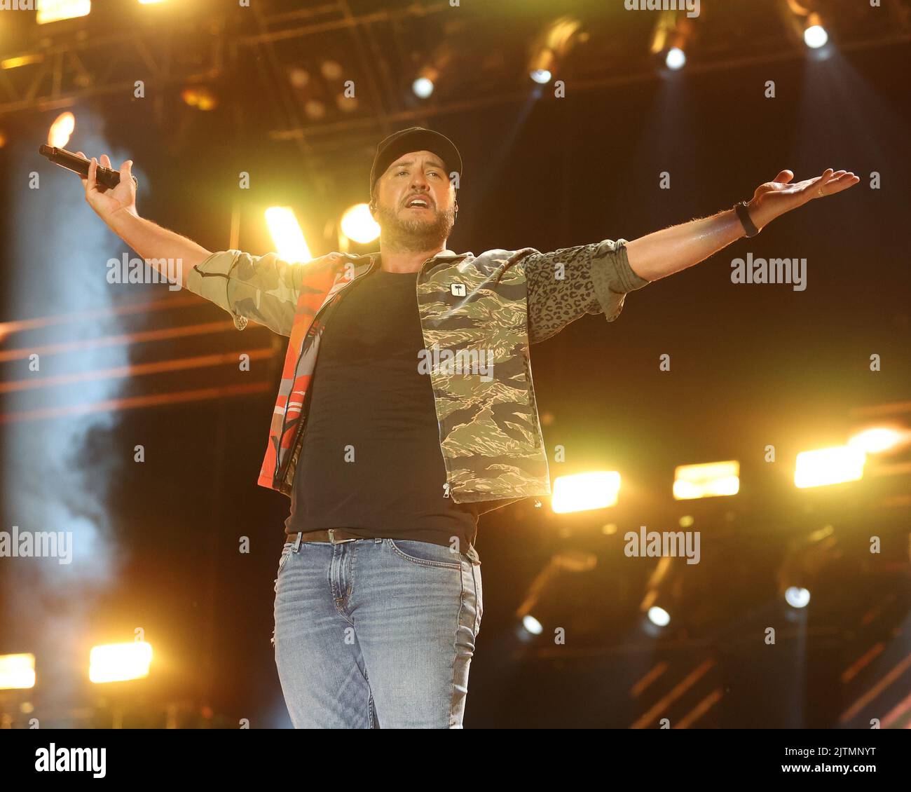 Aff luke bryan hi-res stock photography and images - Alamy