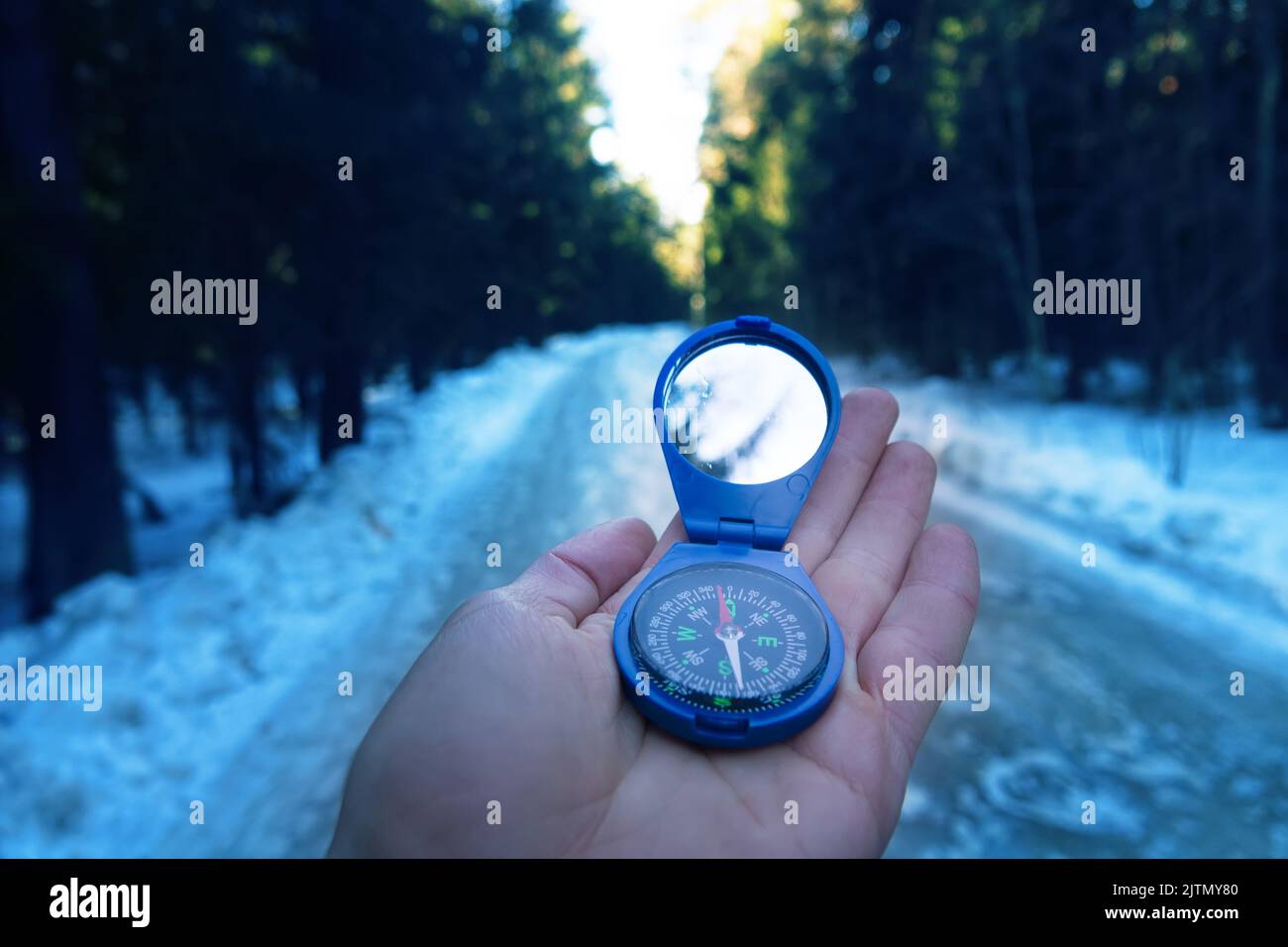 Winter hiking (winter independent travel in forest and river), camping ...