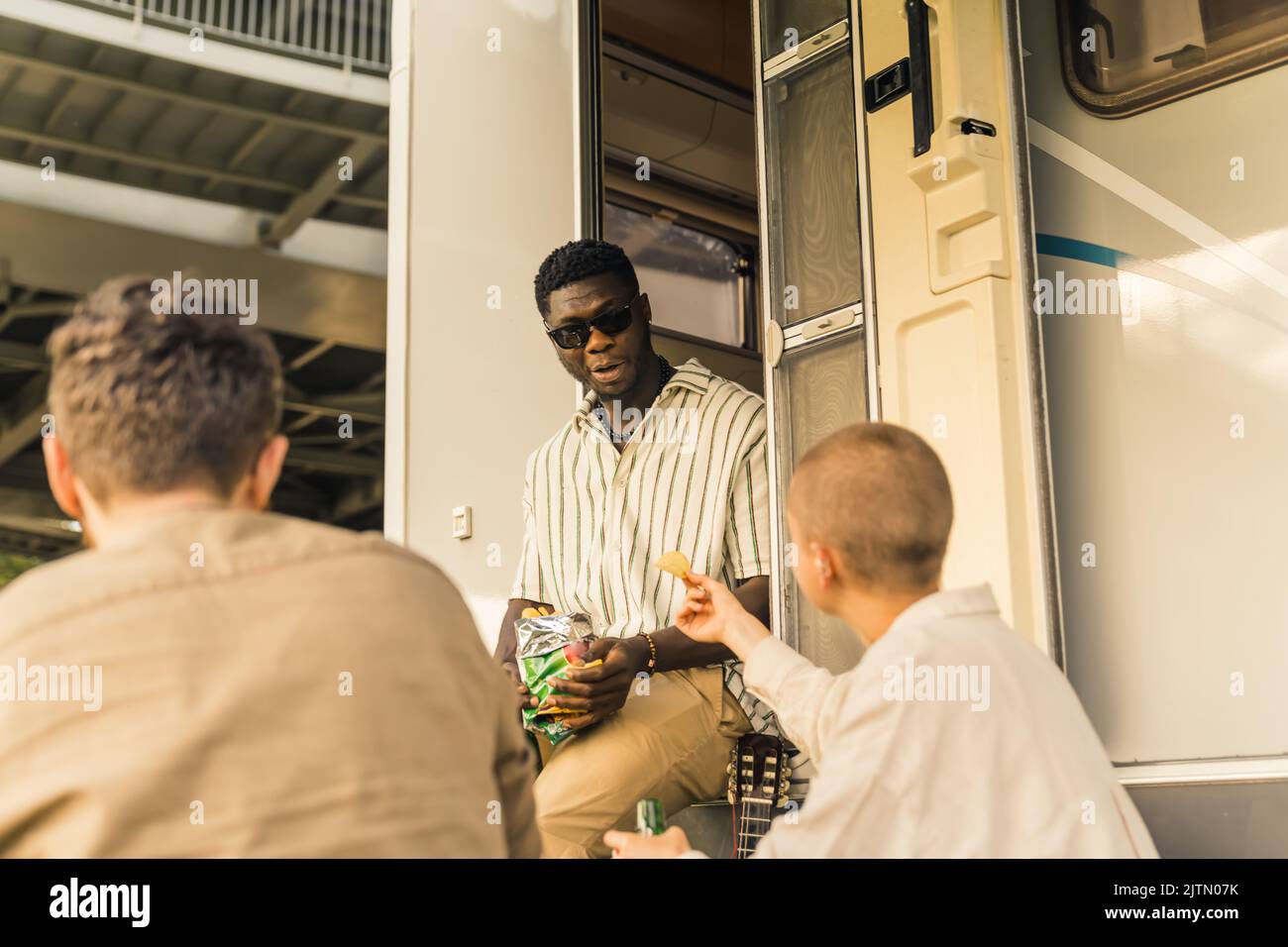 Food trailer park hi-res stock photography and images - Alamy