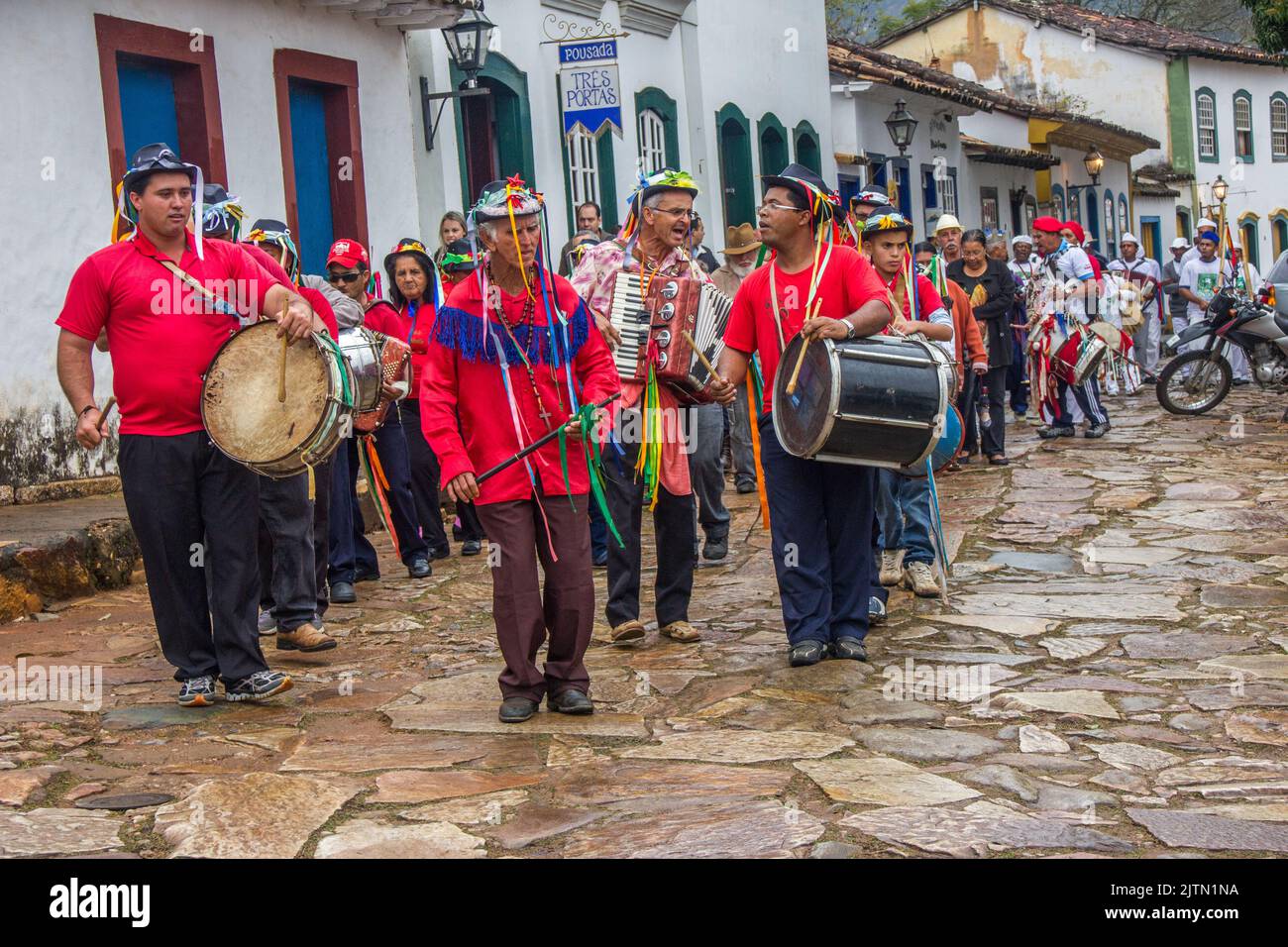 Festa de congado hi-res stock photography and images - Alamy