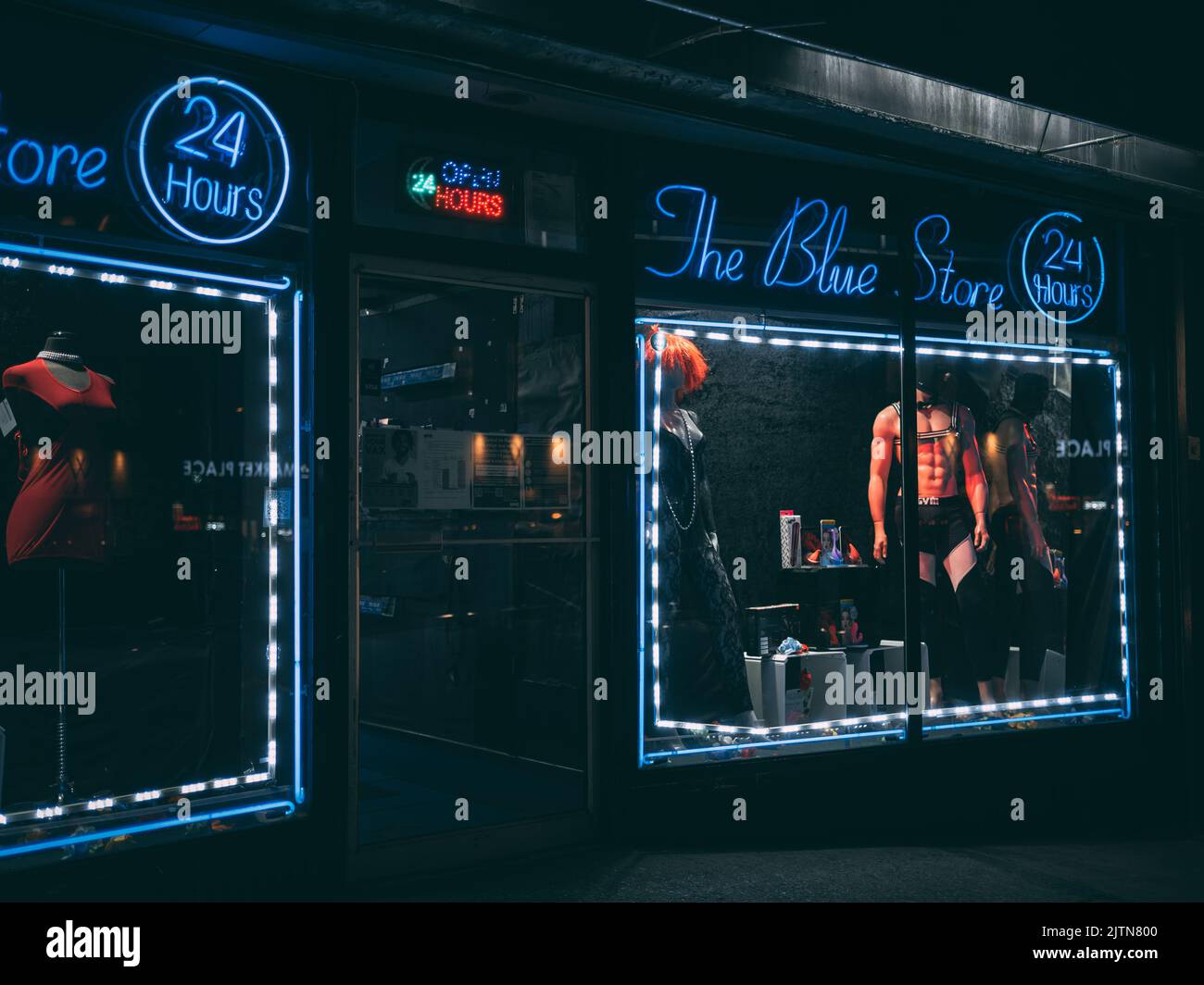 Blue store hi-res stock photography and images - Alamy