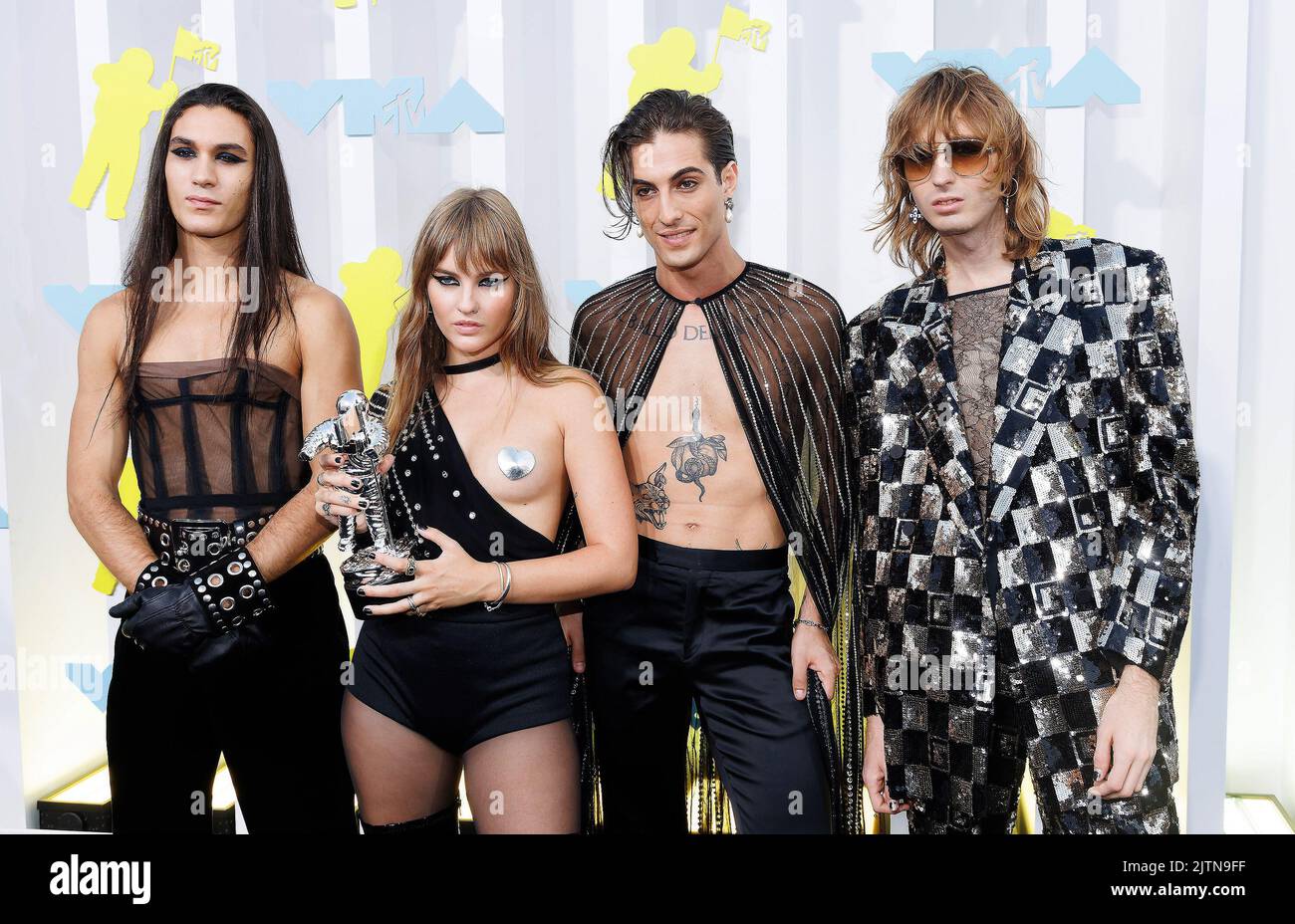 Newark, New Jersey, USA. 28th Aug, 2022. Ethan Torchio, Victoria De Angelis, Damiano David and ...