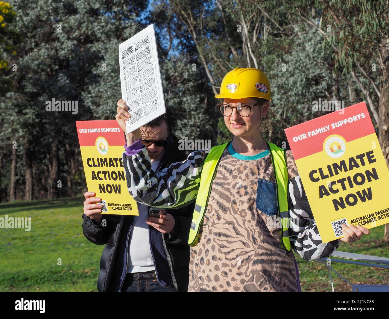 Canberra climate protest hi-res stock photography and images - Alamy