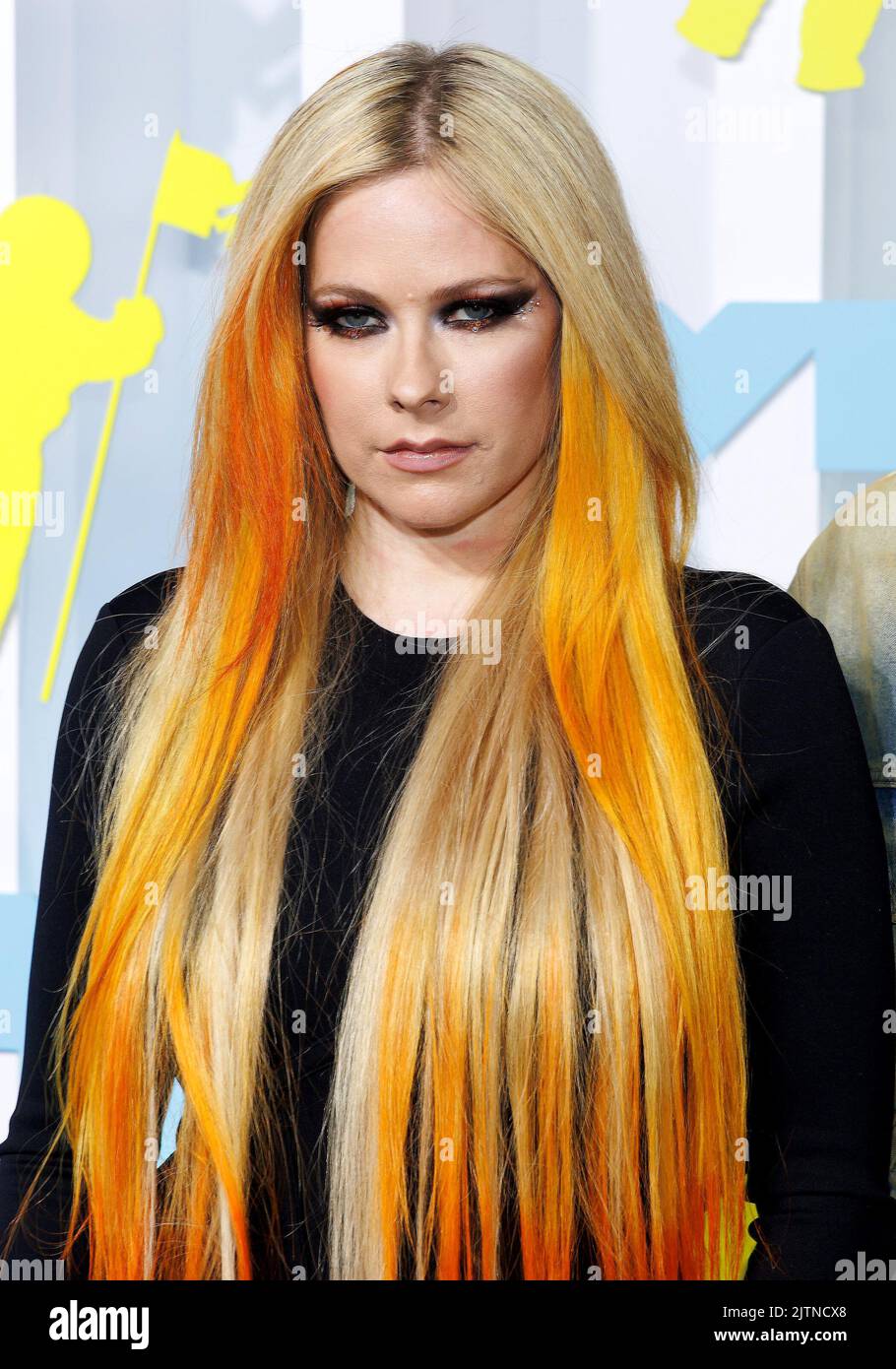 28 August 2022 - Newark, New Jersey - Avril Lavigne. 2022 MTV Video ... 28 August 2022 - Newark, New Jersey - Avril Lavigne. 2022 MTV Video ...
