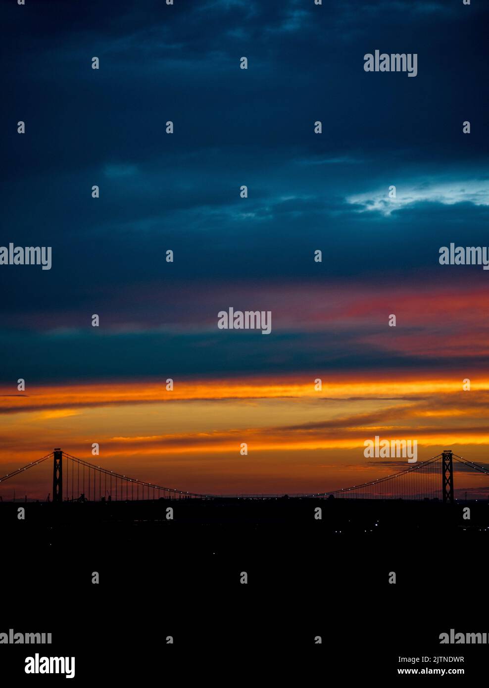 Ambassador bridge windsor sunset hi-res stock photography and images ...