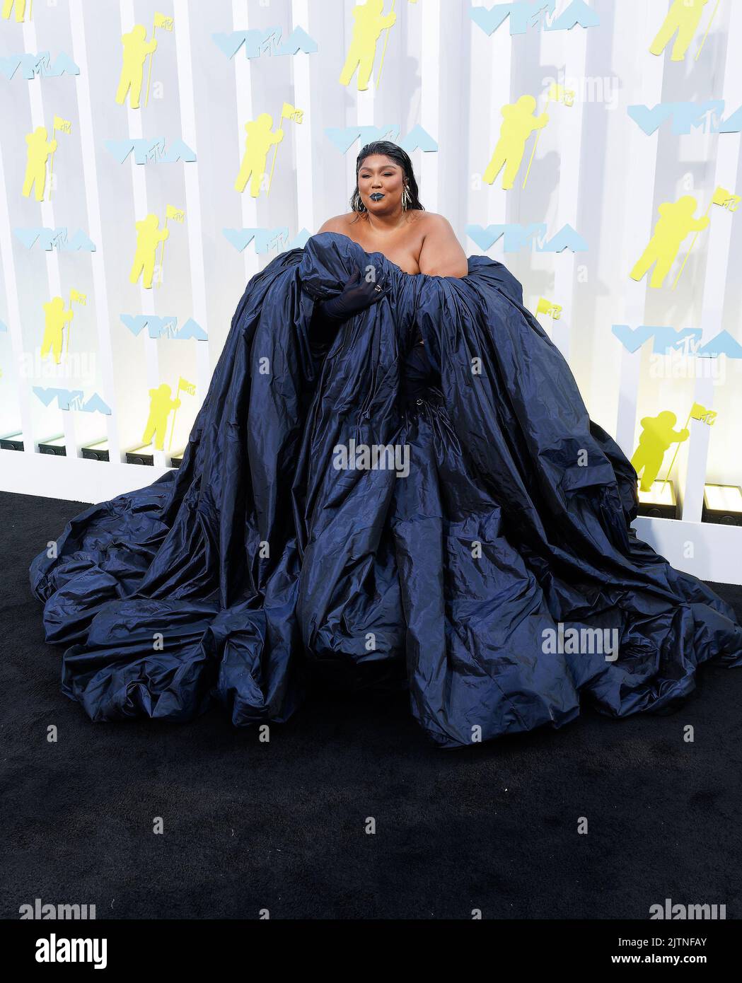 2022 102 jpg hi-res stock photography and images - Alamy