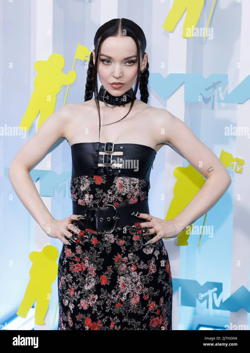 28 August 2022 - Newark, New Jersey - Dove Cameron. 2022 MTV Video ...