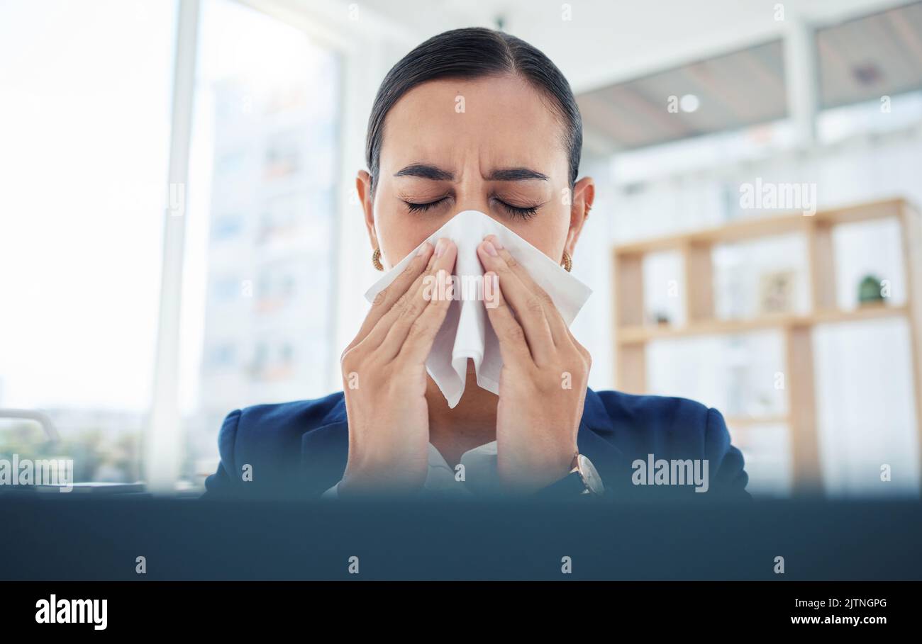 Office worker sneezing hi-res stock photography and images - Alamy
