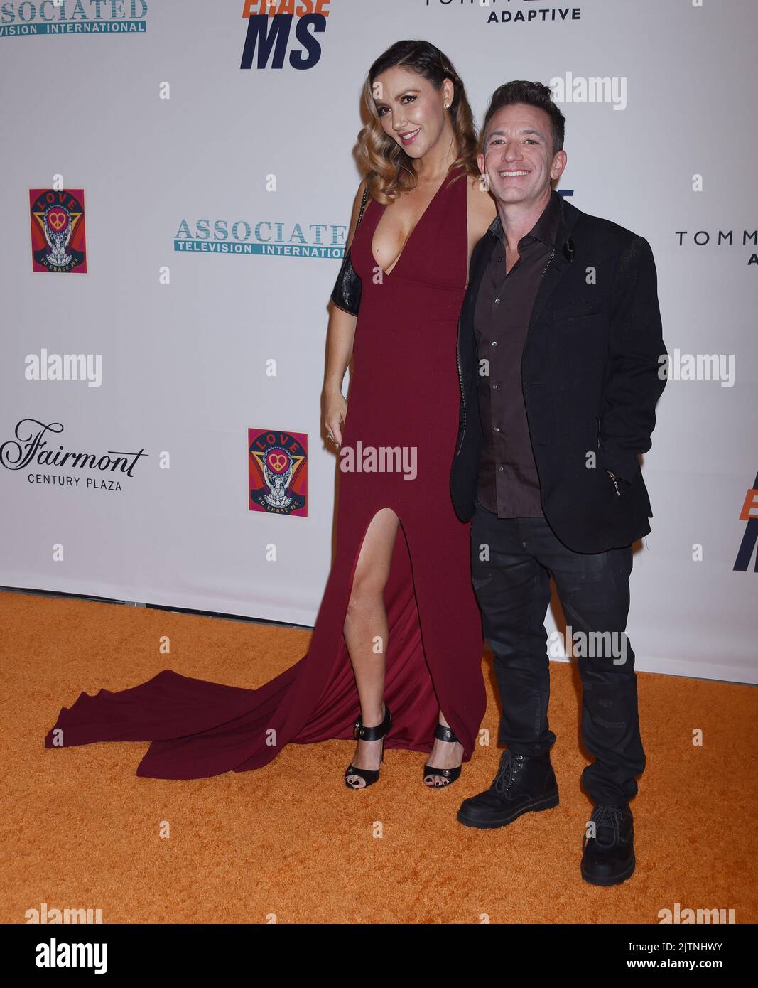 David Faustino and Lindsay Bronson arriving at the 29th Annual Race To ...