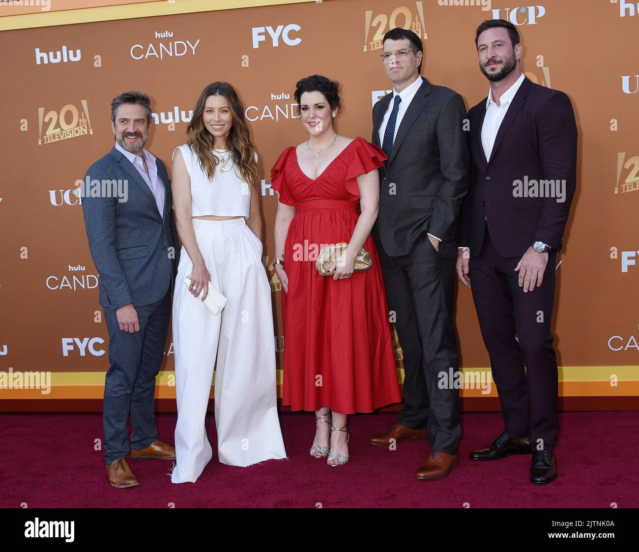 Raul Esparza, Jessica Biel, Melanie Lynskey, Timothy Simons and Pablo ...