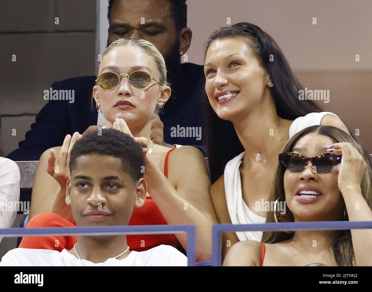 2022 bella hadid hi-res stock photography and images - Alamy