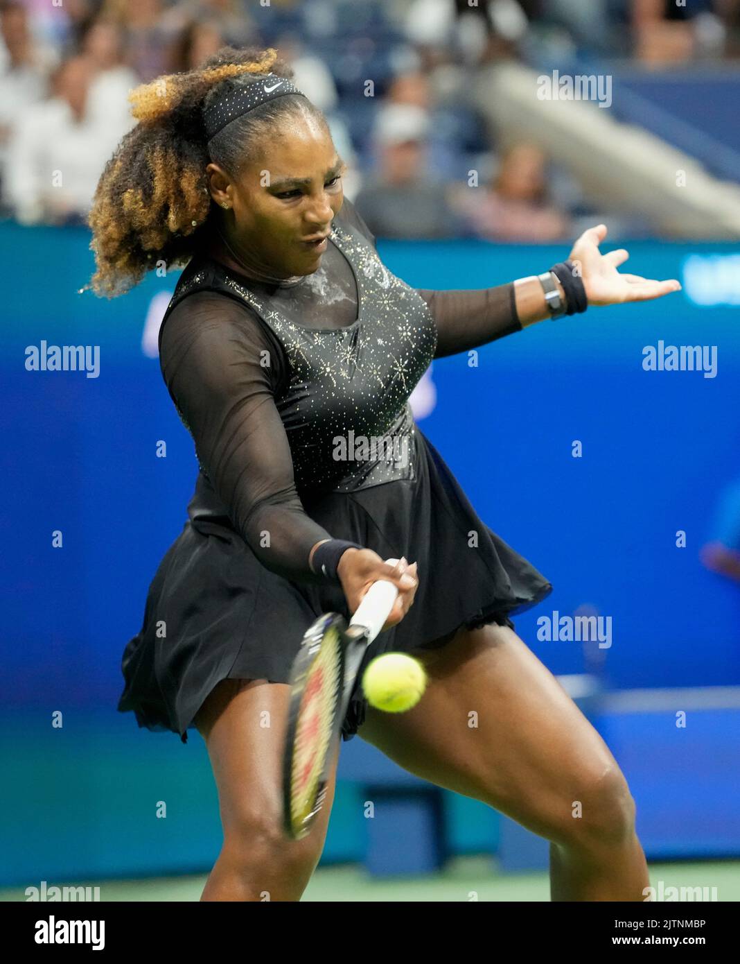 Serena williams kontaveit 2022 august hi-res stock photography and ...