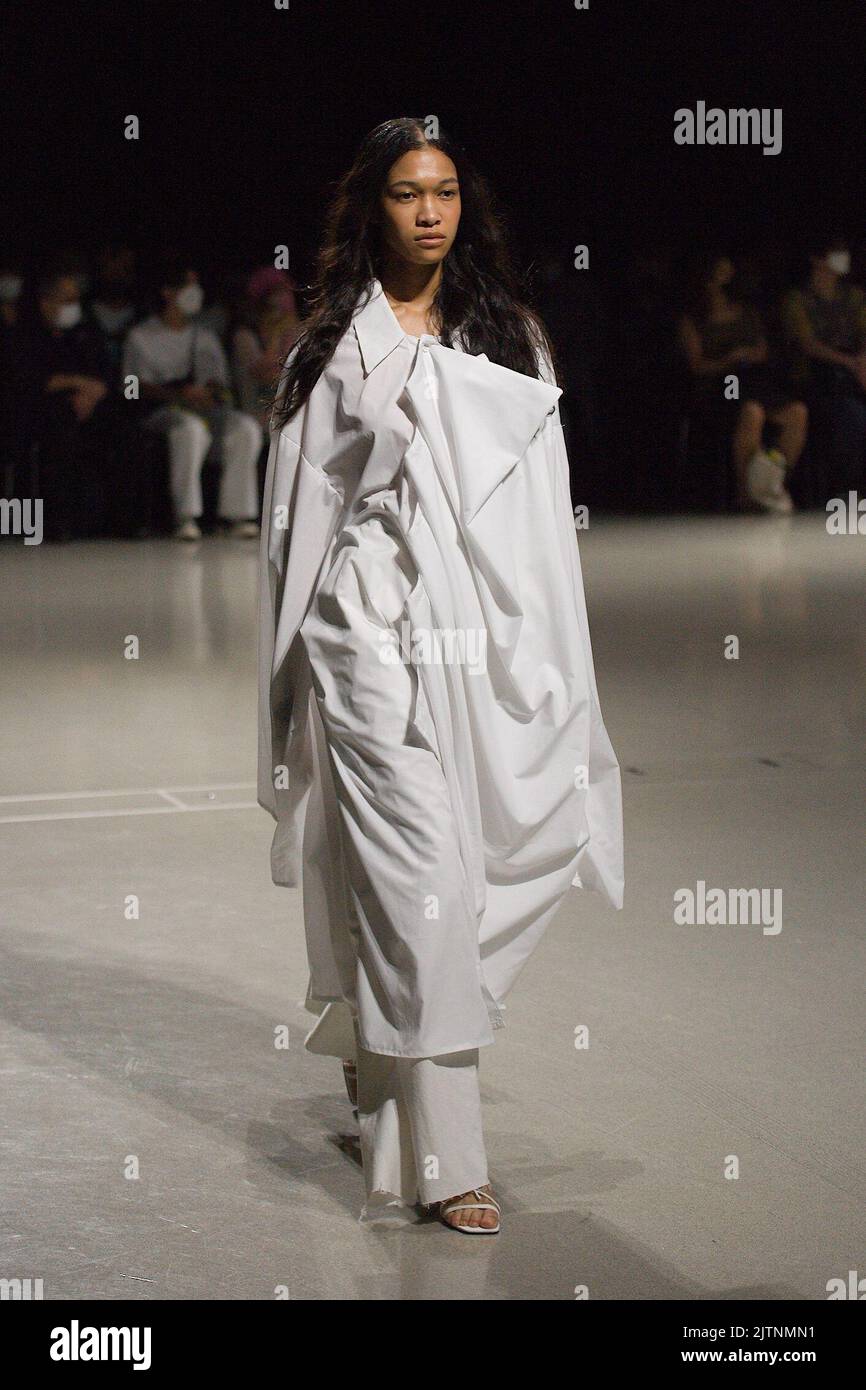 Gender neutral fashion runway hi-res stock photography and images - Alamy
