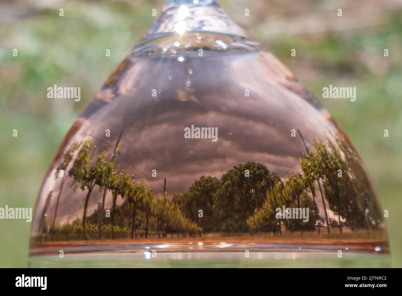 Inverted view hi-res stock photography and images - Alamy