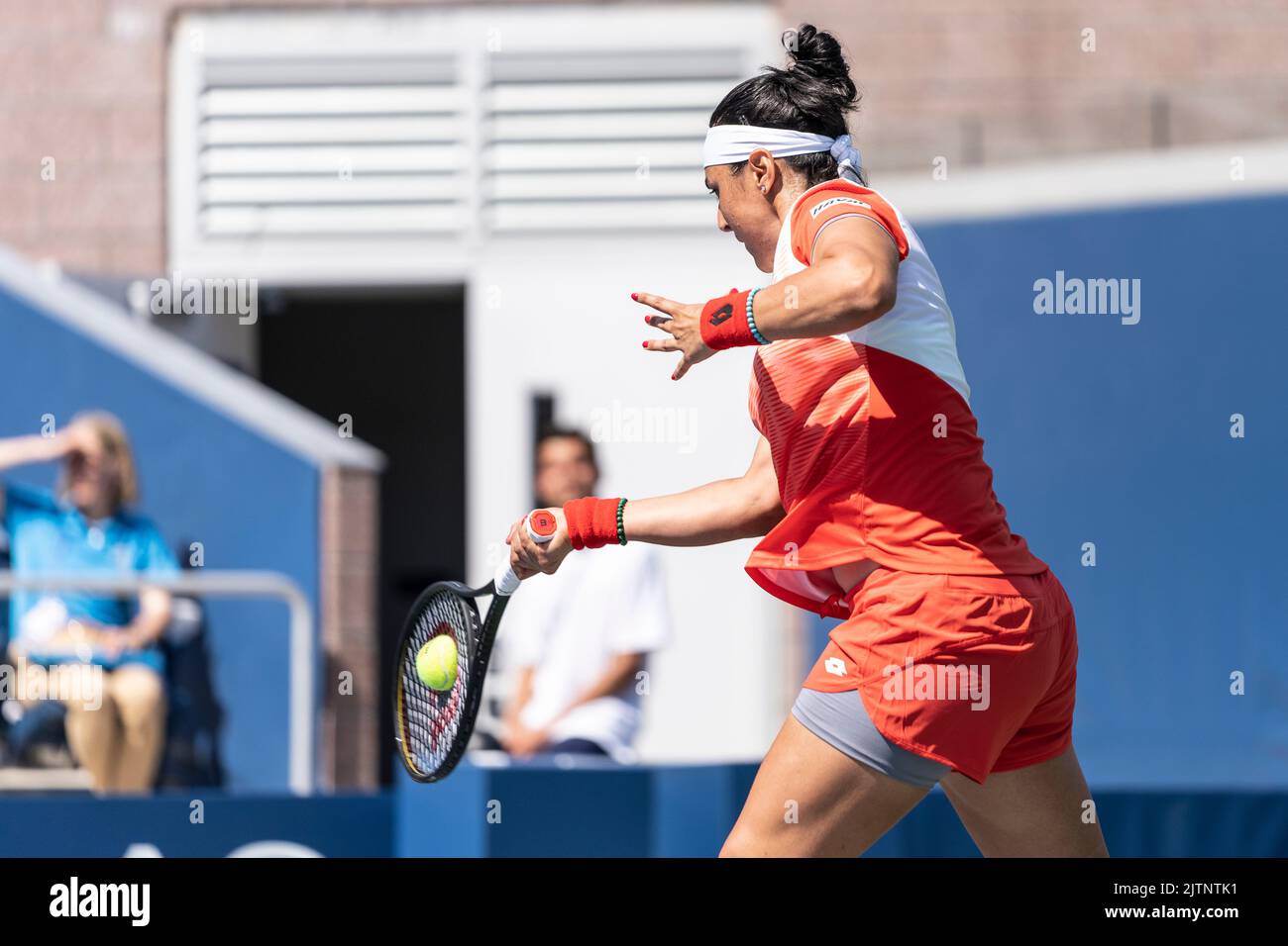 Elizabeth mandlik usa hi-res stock photography and images - Alamy