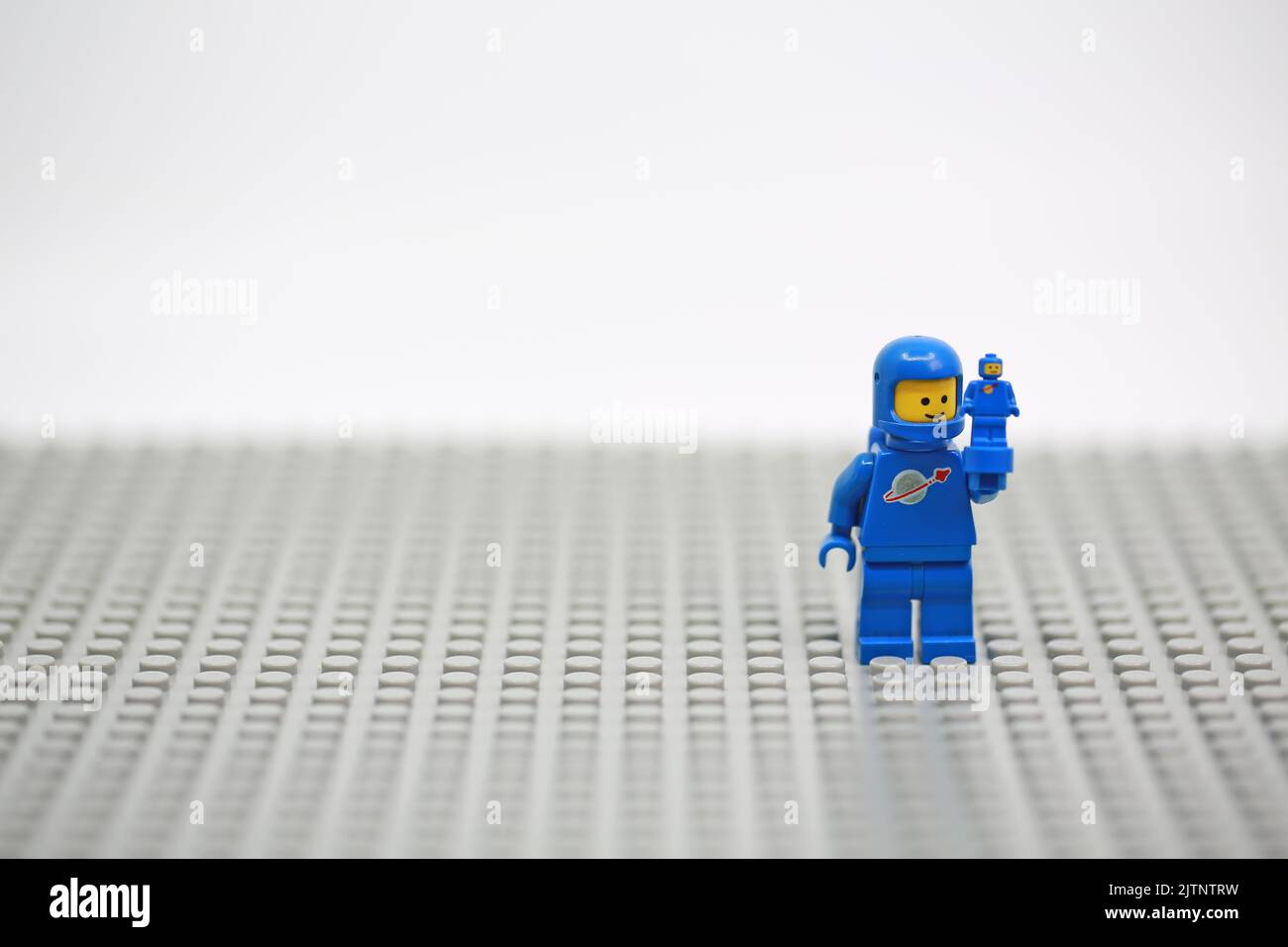 Astronaut look hi-res stock photography and images - Alamy